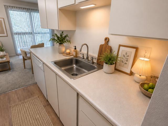 Olympic Sunset 2 Bedroom Apartment for Rent at 6634 Tacoma Mall Blvd, Tacoma, WA 98409 South Tacoma