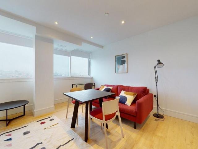 Olympic Way, Wembley HA9 1 bed flat to rent £1,695 pcm £391 pw