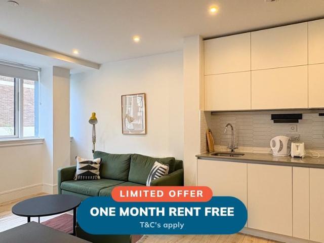 Olympic Way Studio to rent £1,645 pcm £380 pw