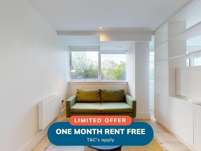 Olympic Way Studio to rent £1,650 pcm £381 pw