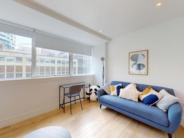Olympic Way Studio to rent £1,675 pcm £387 pw