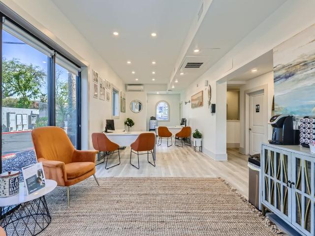 Omnia on Thomas 1 Bedroom Apartment for Rent at 1645 E Thomas Rd, Phoenix, AZ 85016