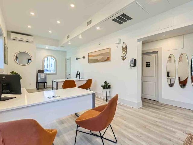 Omnia on Thomas 1 Bedroom Apartment for Rent at 1645 E Thomas Rd, Phoenix, AZ 85016