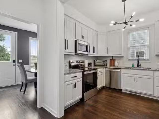 On the Eastside Beltline: Gorgeous, Renovated Well Maintained.