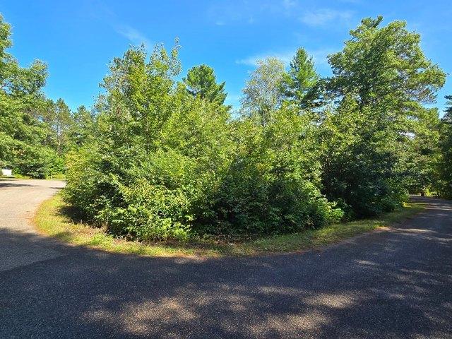On Bow Ct, Minocqua, WI 54548