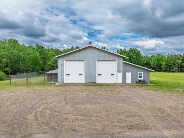 On Javen 10A Rd Unit Se, Three Lakes, WI 54562