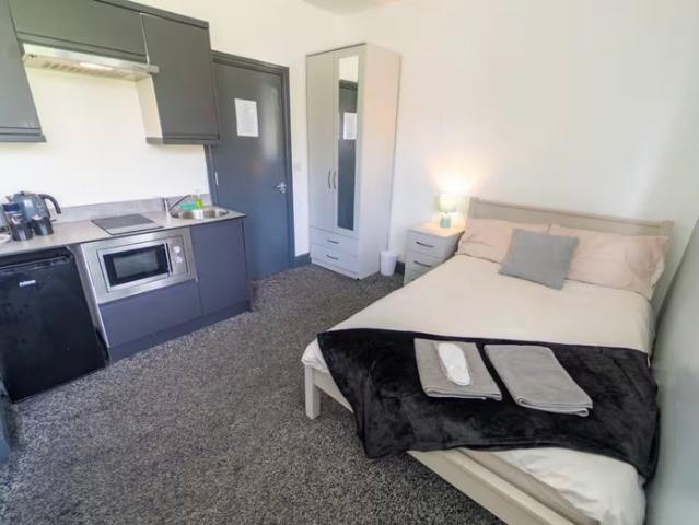 On Offer Studio Next to Uob and Qe
