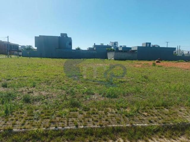 Onde a Cidade Encontra a Natureza: Morada das Palmeiras em Torres