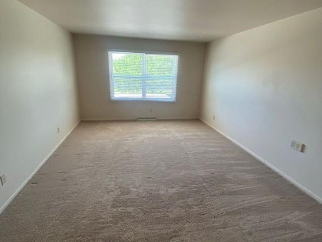 ONE11 COLLECTION GRAND BLANC 2 Bedroom Apartment for Rent at 5313 5313 5325 TERRITORIAL RD, Grand Blanc, MI 48439