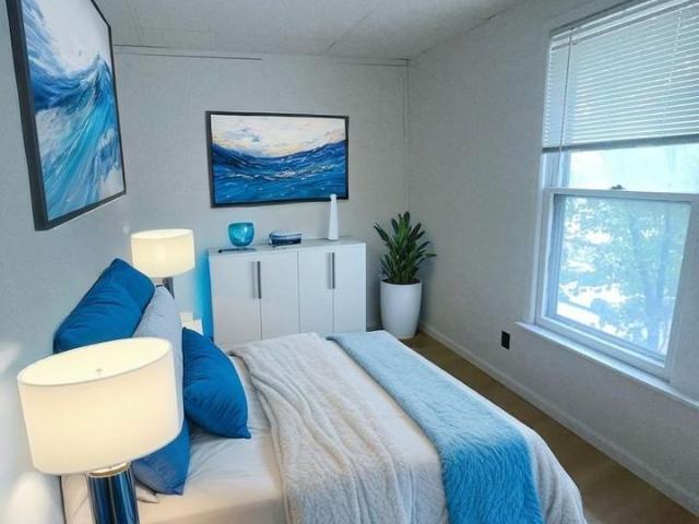 ONE11 COLLECTION HAMTRAMCK 2 Bedroom Apartment for Rent at 9731 Joseph Campau St, Hamtramck, MI 48212 Downtown Hamtramck