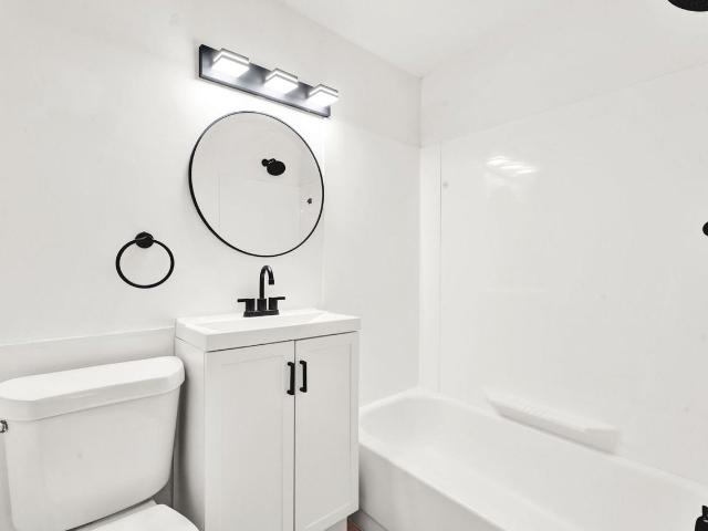 ONE11 CLINTON FLATS 1 Bedroom Apartment for Rent at 19859 Nicke St, Mount Clemens, MI 48035 Clinton Township