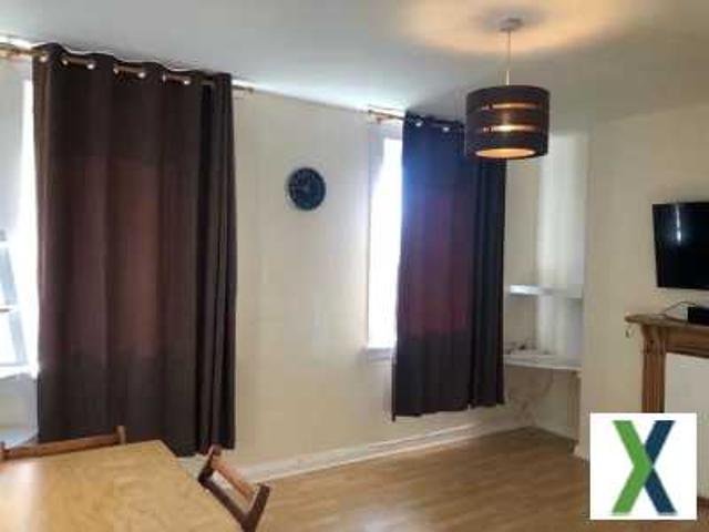 One 2 double bedrooms flat on 2nd floor with amazing sea views