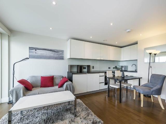 One Commercial Street, Aldgate East, London E1, 1 bed flat to rent, £2,400 pcm | PrimeLocation