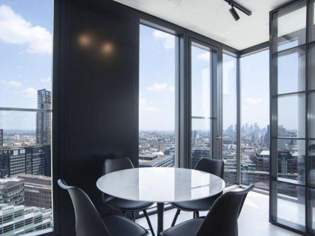 One Crown Place, 19 Sun St, London, EC2A 2 bed apartment to rent £5,500 pcm £1,269 pw