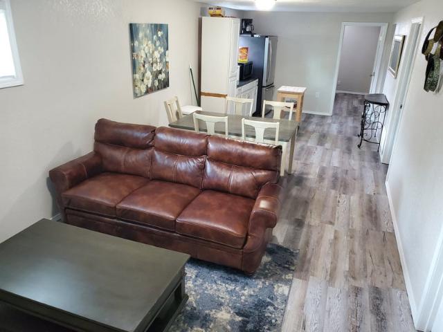 One Basement Bedroom for Rent_Available Now_$Mont