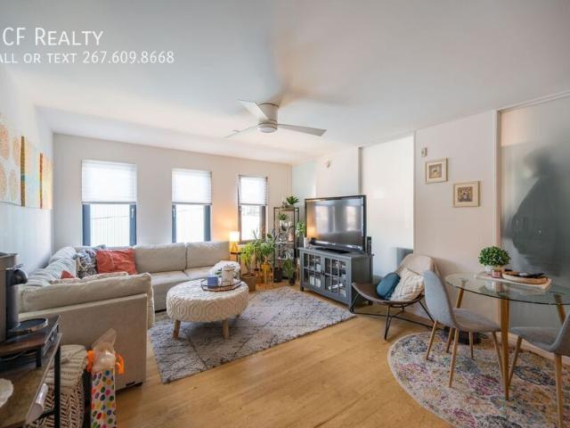 One Bed Northern Liberties Apartment