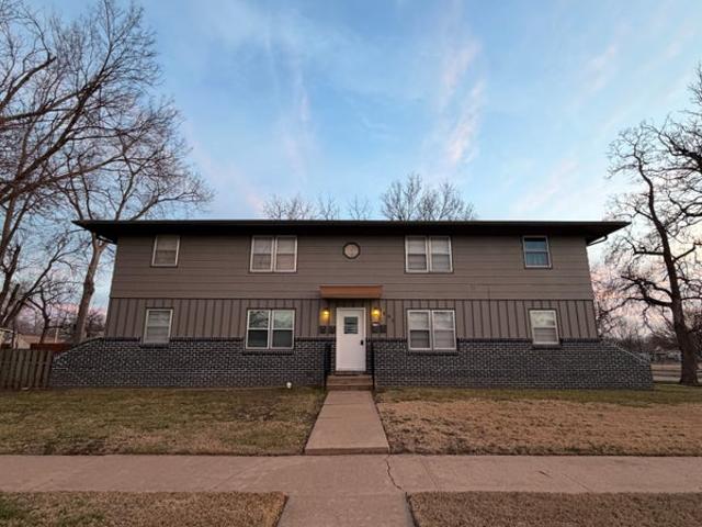 One Bed One Bath Apartment In Salina Kansas_In Uni