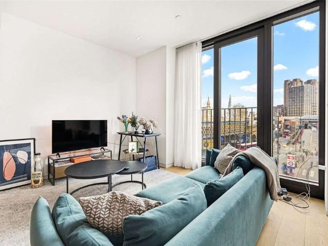 One bed apartment, fully furnished, with access to impressive leisure facilities