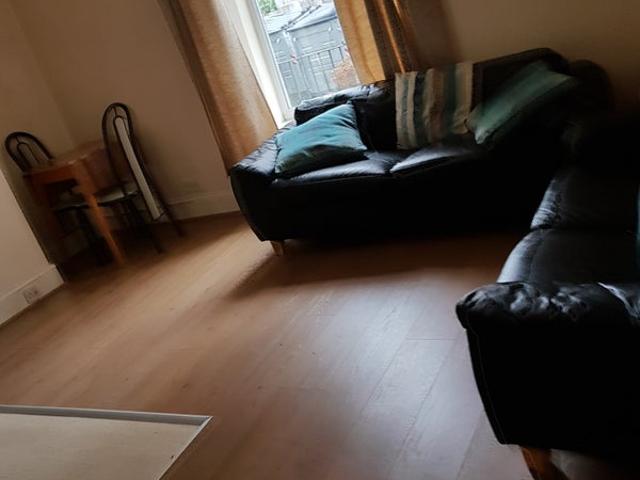 One Bed Flat 10 Mins City Centre £550 Pcm