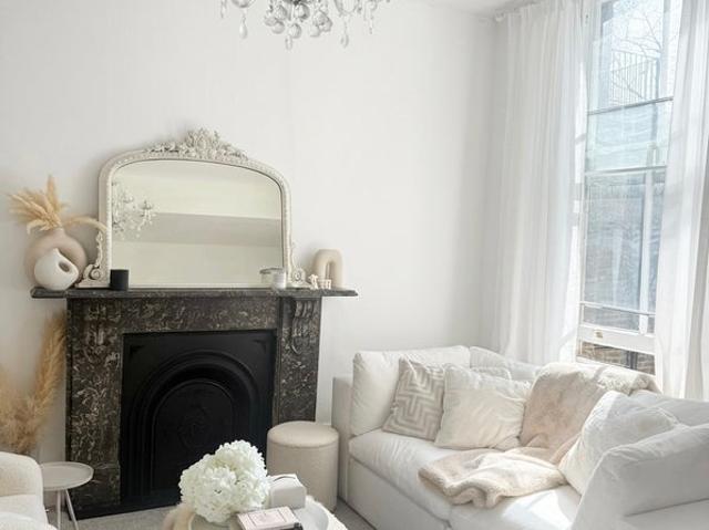 One Bed Flat | Chelsea | July & August only