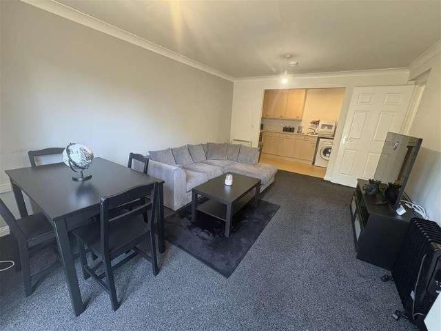 One Bed, Wellsfield, Bushey, WD23