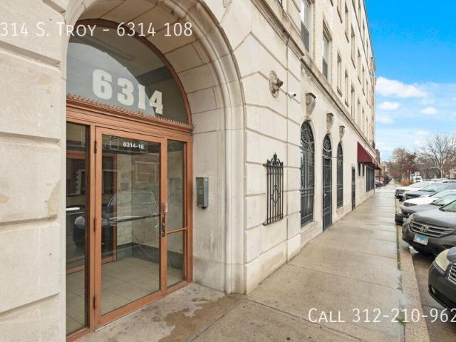 One Bedroom Unit in Chicago Lawn