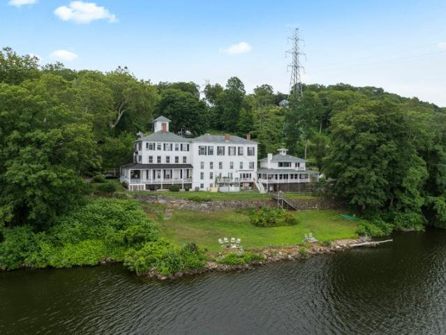 One Bedroom Unit in East Haddam | 83 Main St | $mo