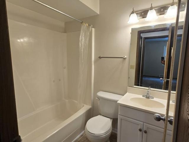 One Bedroom Apartment