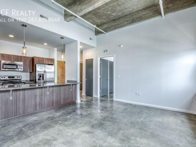 One Bedroom Apartment at 4800 Brown Street