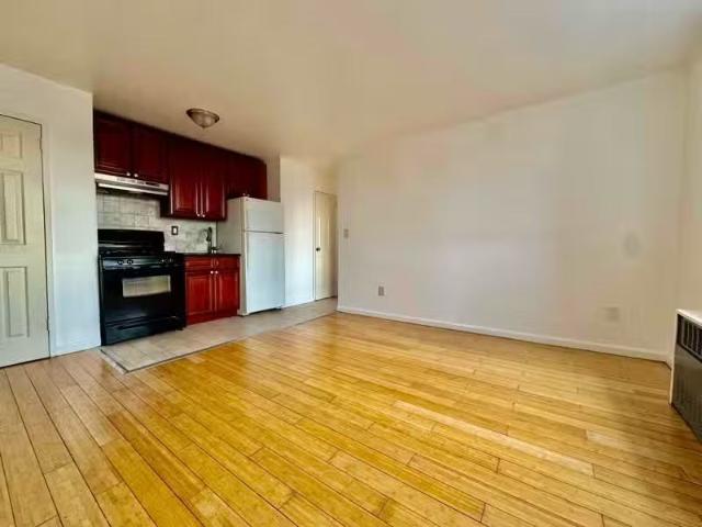 One bedroom apartment in Yonkers 122 Bruce Ave