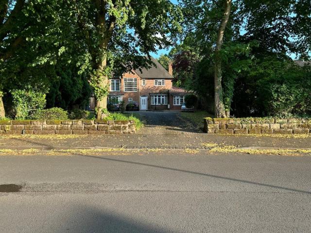 One bedroom apartment MOSELEY