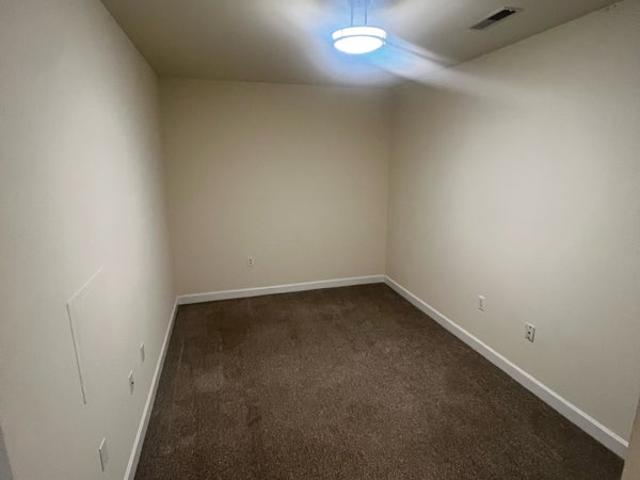 One bedroom available for Rent!