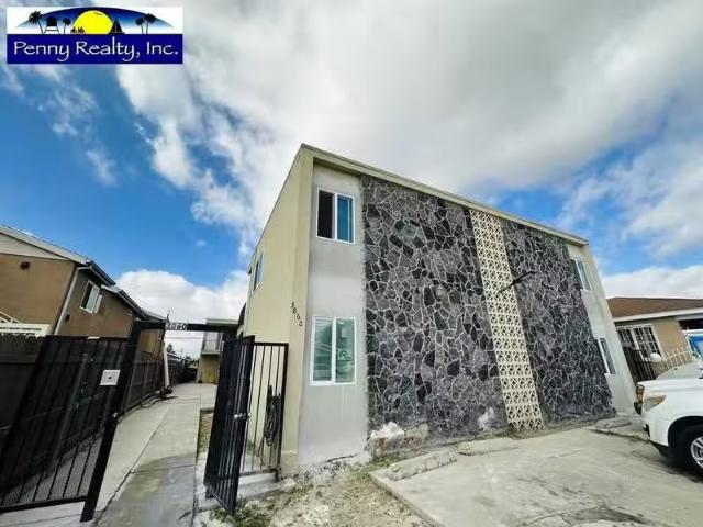 One Bedroom Brand New in City Heights Move In Special $500.