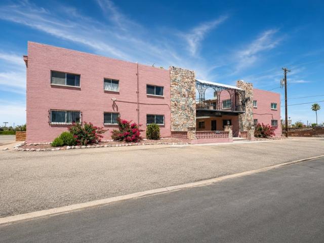 One Bedroom Condo for Lease Near UA