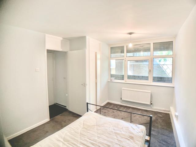One bedroom first floor flat
