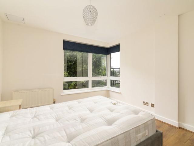 One bedroom flat available