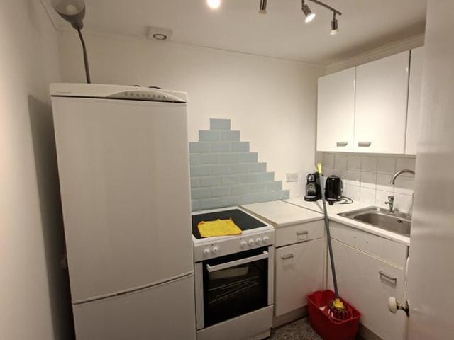 One Bedroom flat in Newington