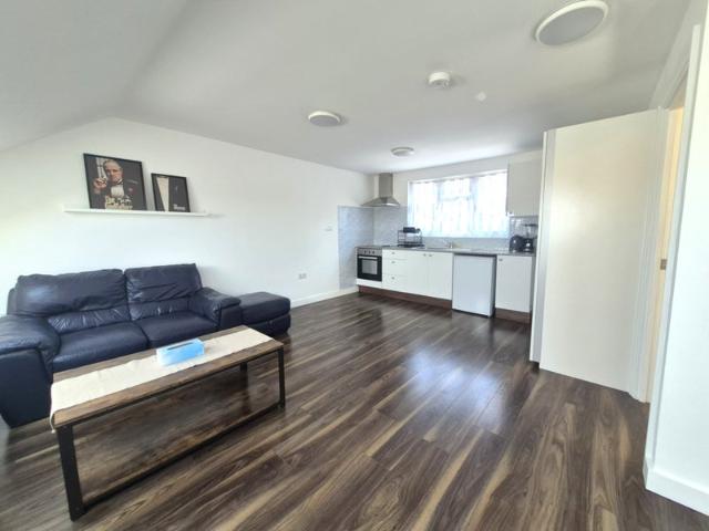One bedroom flat in Colindale