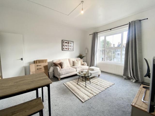 One Bedroom Flat in Streatham