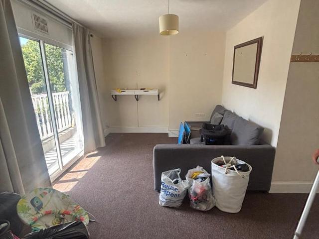 One Bedroom Flat To Let