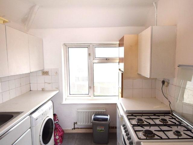 One bedroom Flat with separate reception area for families 1450 pcm