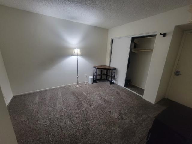 One Bedroom Glendale $600 a Month