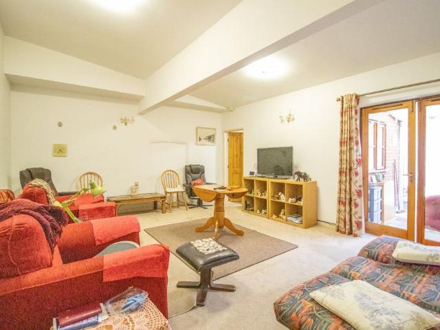 One bedroom ground floor bungalow