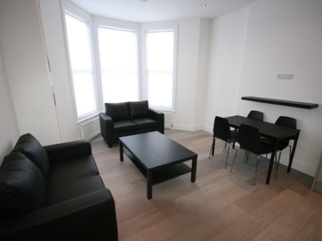 One bedroom Ground floor flat vacant 1st June