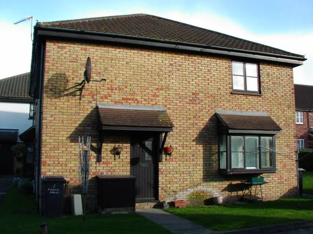 ONE BEDROOM HOUSE IN VILLAGE LOCATION