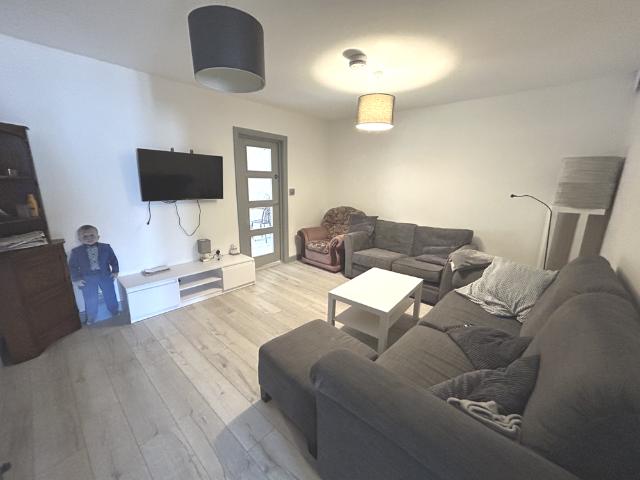 One Bedroom House share