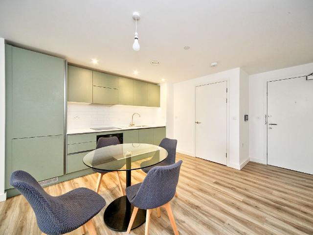 One Bedroom In Viva Court, Kimpton Road, Luton LU2, 1 bed flat to rent, £1,300 pcm | PrimeLocation