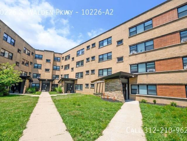 One Bedroom in Beverly