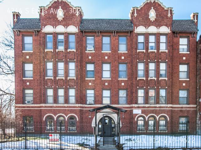 One Bedroom in Kenwood
