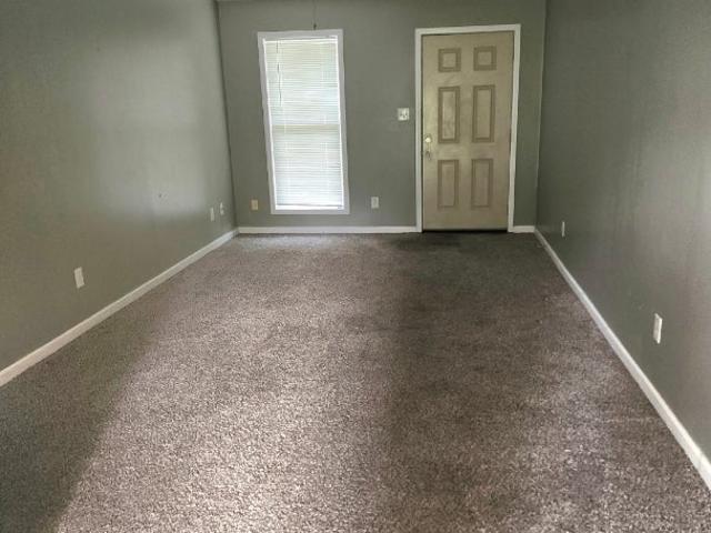 One Bedroom One Bathroom Apartment Available Now!